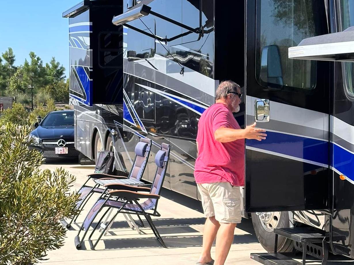 Complete RV Ownership Cost Calculator 2025 - True Cost Analysis Tool